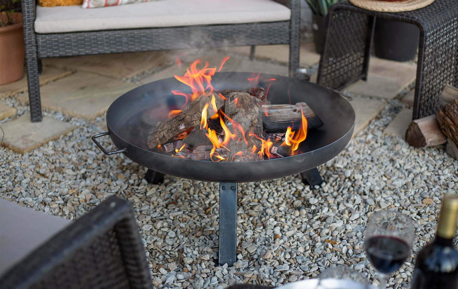 La Hacienda Pittsburgh Medium Steel Firepit